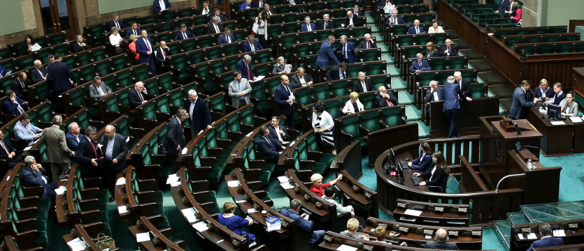CBOS pyta o funkcjonowanie demokracji nad Wisłą. 39 proc. Polaków ... CBOS pyta o funkcjonowanie demokracji nad Wisłą. 39 proc. Polaków ...