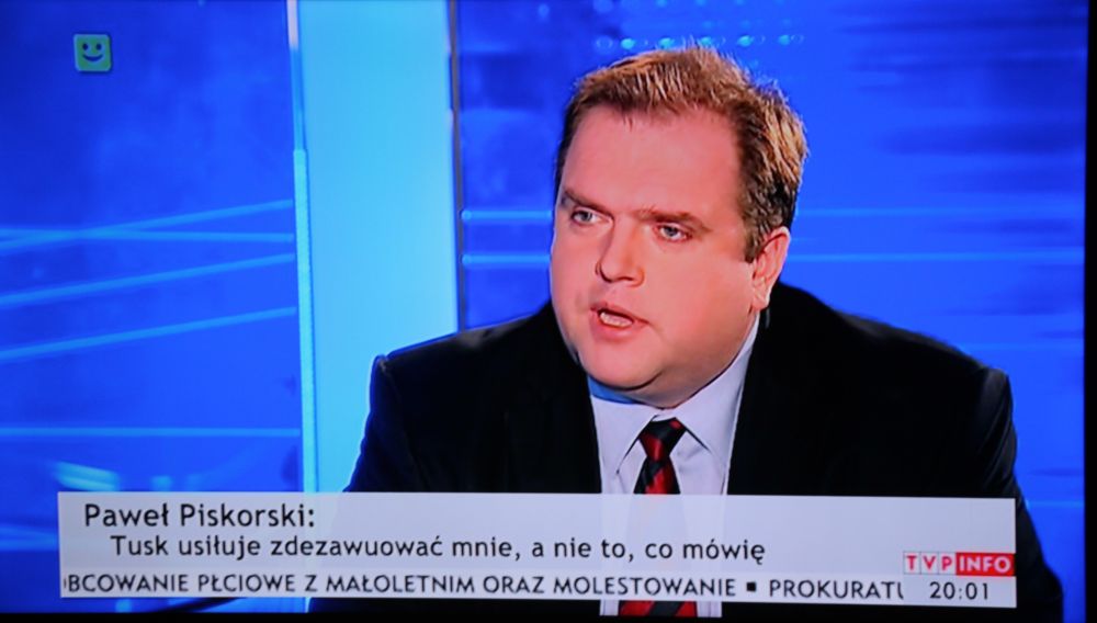 Piskorski kontynuuje atak na Tuska W TVP dorzuca nowy wątek pieniądze