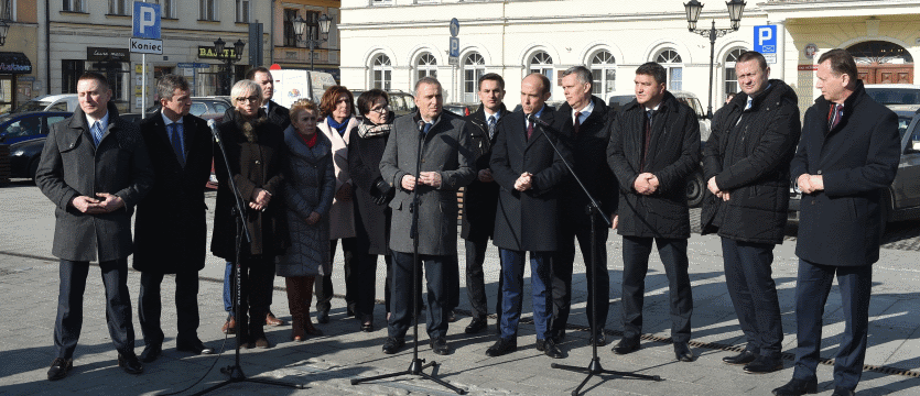 Jachowicz Na Posłowie Po Którzy Pojechali Protestować Do Oświęcimia Są Niepoważni