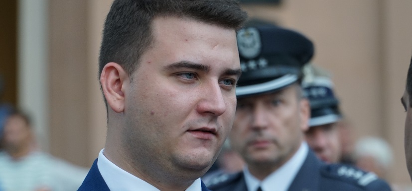 Można mieć wątpliwości, czy Misiewicz jest osobą, za którą powinno ...