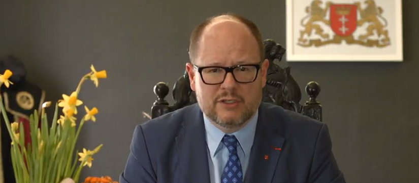 Adamowicz odwołuje się do chrześcijaństwa i radzi jak pomagać uchodźcom ...