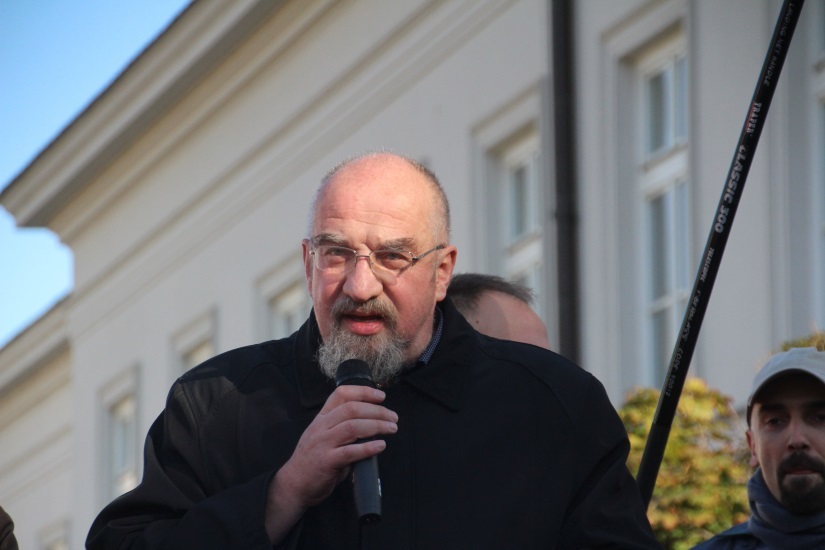 Modzelewski: Nie wiadomo czego dotyczyła ta faktura