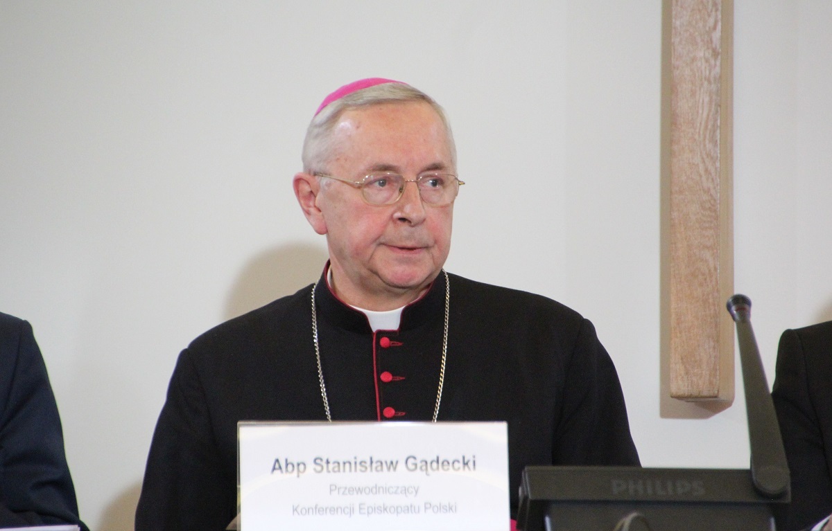 Episkopat zabrał głos ws. obostrzeń dotyczących kościołów