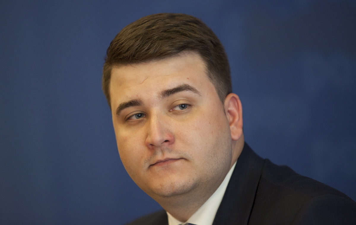 Misiewicz prowadził po alkoholu? TVN: Zatrzymany w Wiedniu