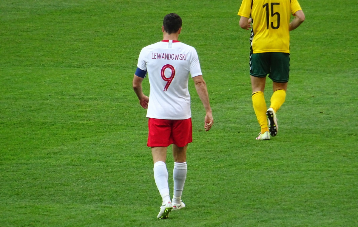 Koniec RL9? "Lewy" zmieni numer? "Grał tak od czasów Znicza"