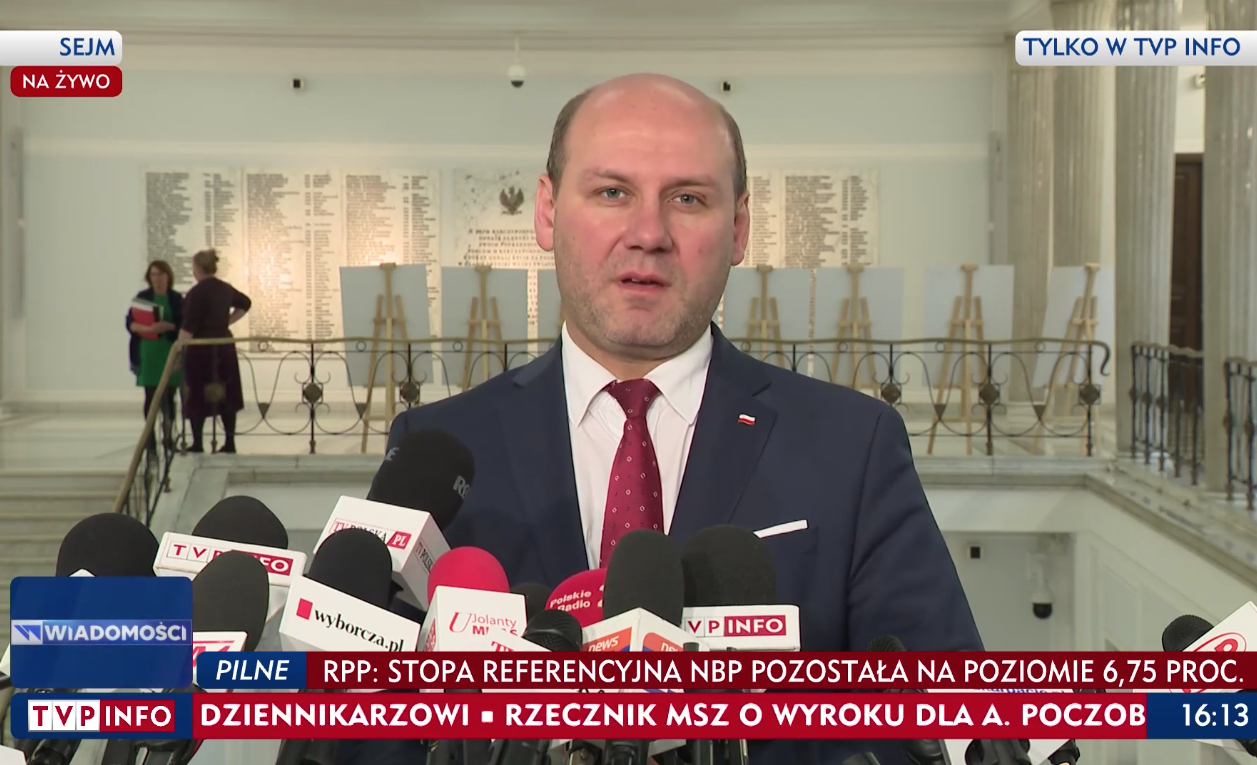 KE zmienia zdanie ws. nowelizacji ustawy o SN? Jest dementi!