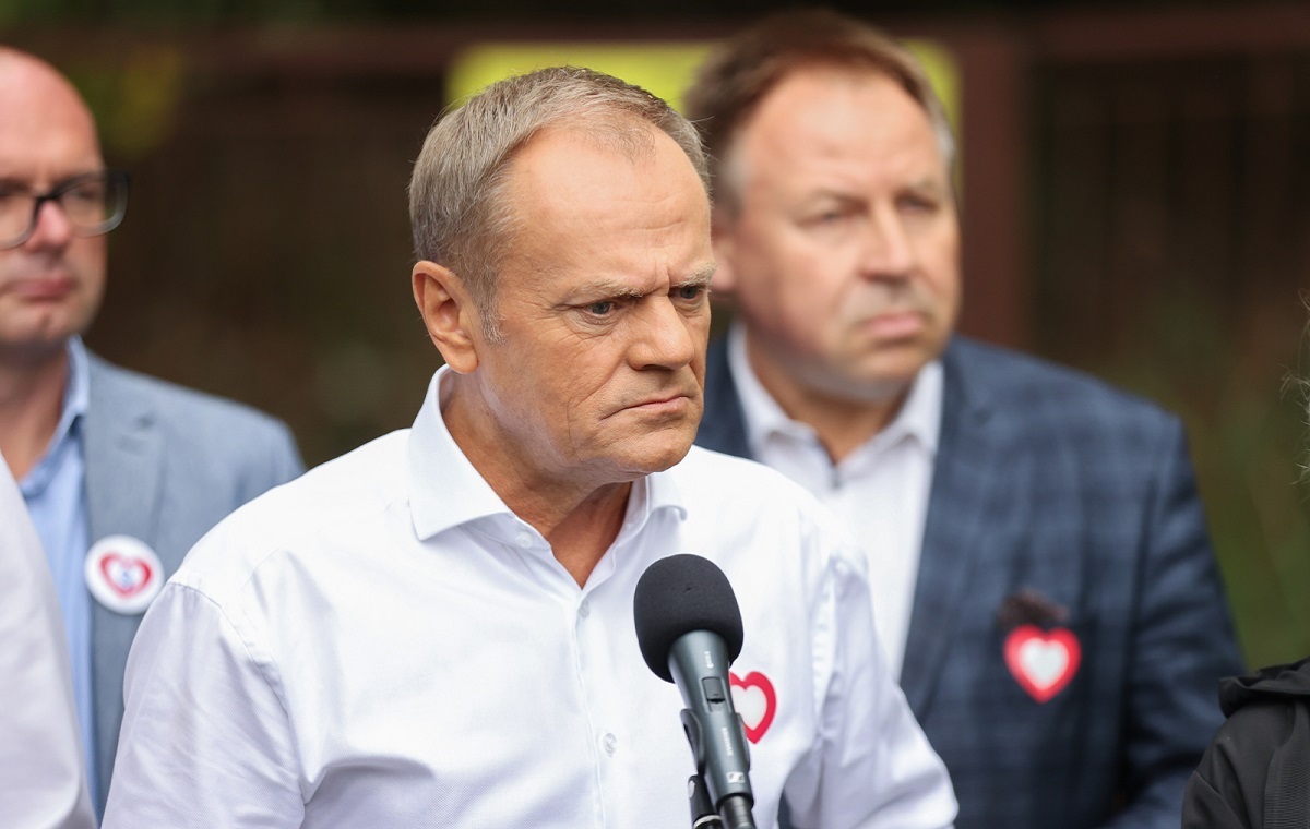 Bezczelność! Tusk uderza w premiera ws. wieku emerytalnego