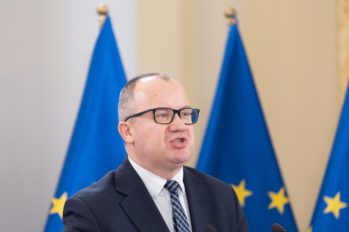 „Porządki” Bodnara w prokuraturach i w sądach