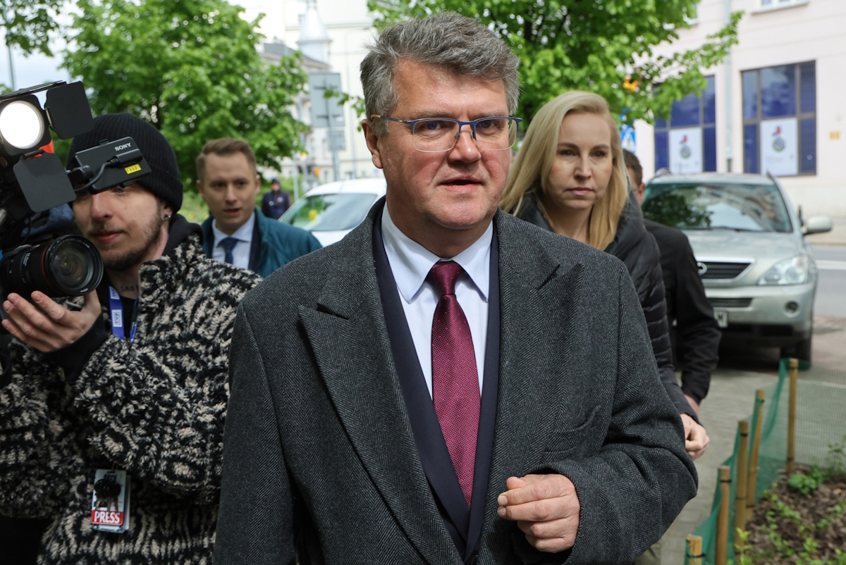 Wąsik po wyjściu z prokuratury: Nie przyjmuję zarzutów