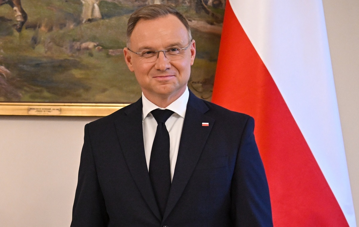 Jest nowy ranking zaufania! Na czele prezydent i... Hołownia