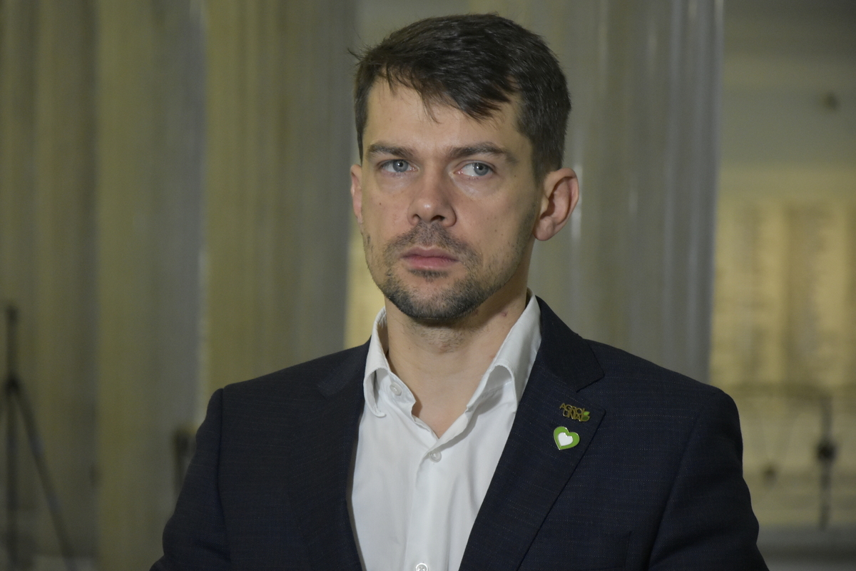 Kołodziejczak uderza w ministra Siekierskiego i jego resort!