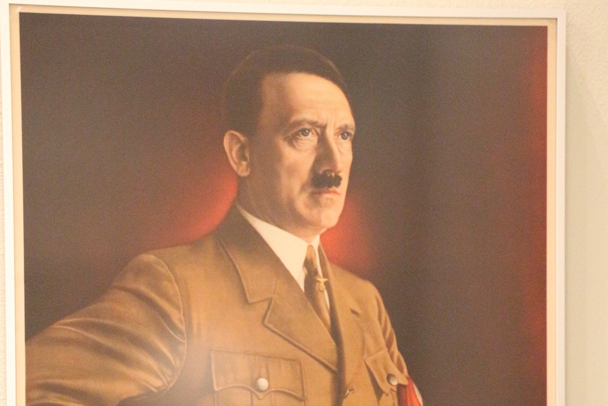 Sztandar Adolfa Hitlera doczeka się muzealnej prezentacji?!