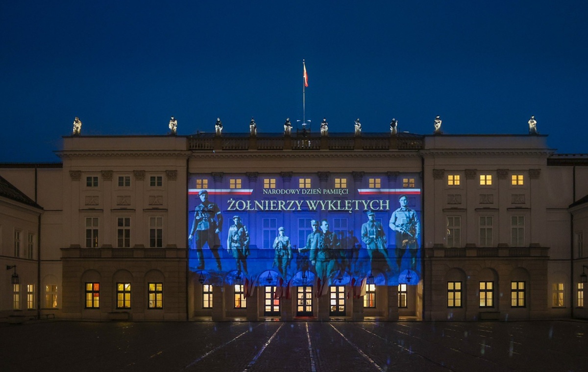 Iluminacja z Żołnierzami Wyklętymi na Pałacu Prezydenckim!