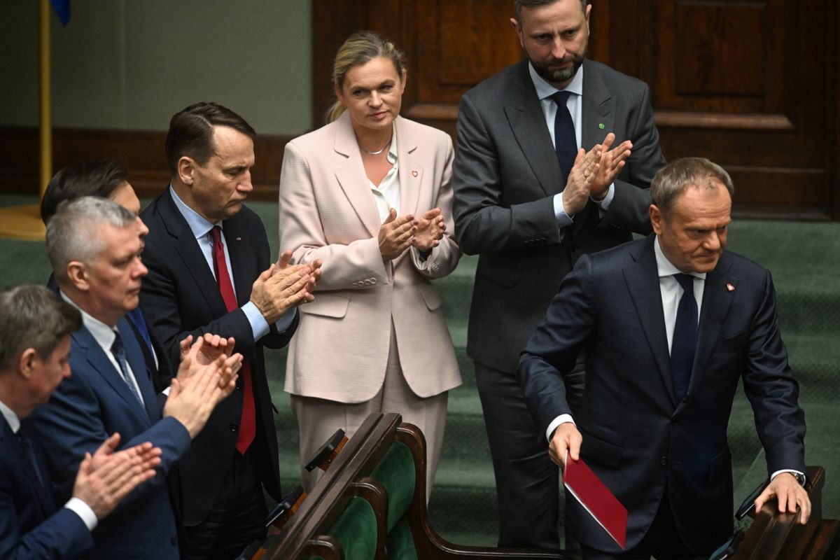 Tusk pośpieszył ratować Sikorskiego. "Polityczni bankruci"