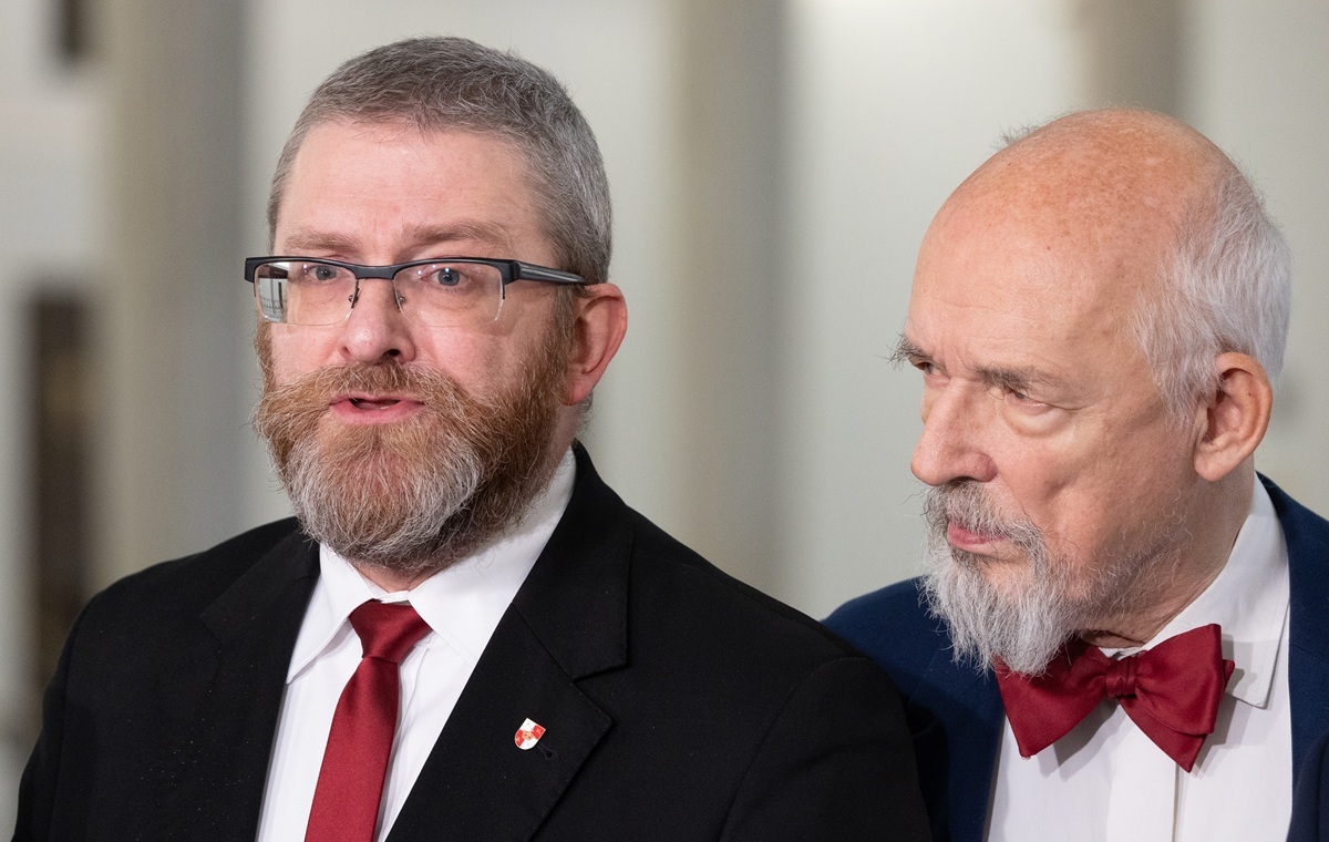 Korwin-Mikke i Braun... zakładają kolejną partię! Jest nazwa