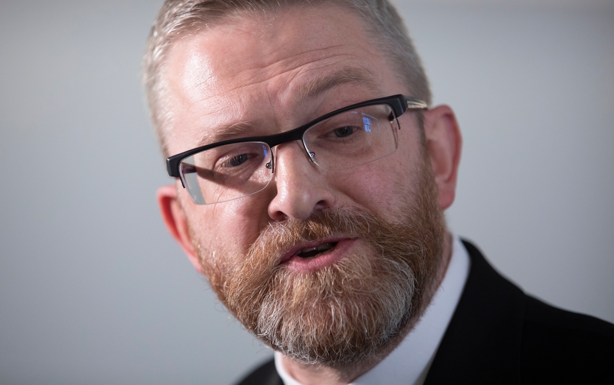 Ciężar Brauna. "Tusk marzy o koalicji PiS z Konfederacją"