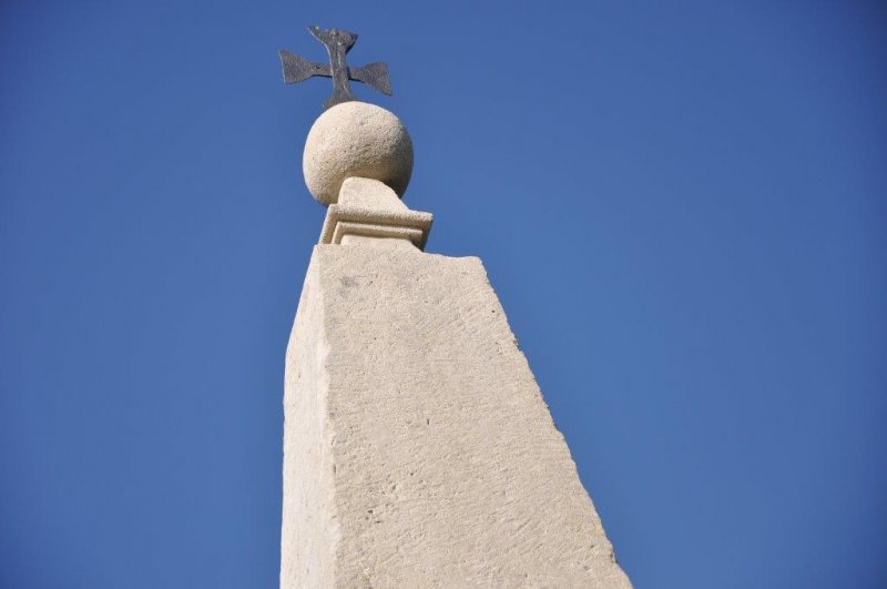 Hodów 1694-2014: pomnik chwały polskich husarzy odnowiony po 320 latach ...