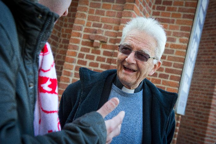 Roman Graczyk o księdzu Bonieckim: Jakoś mu dogadza, że jest broniony ...