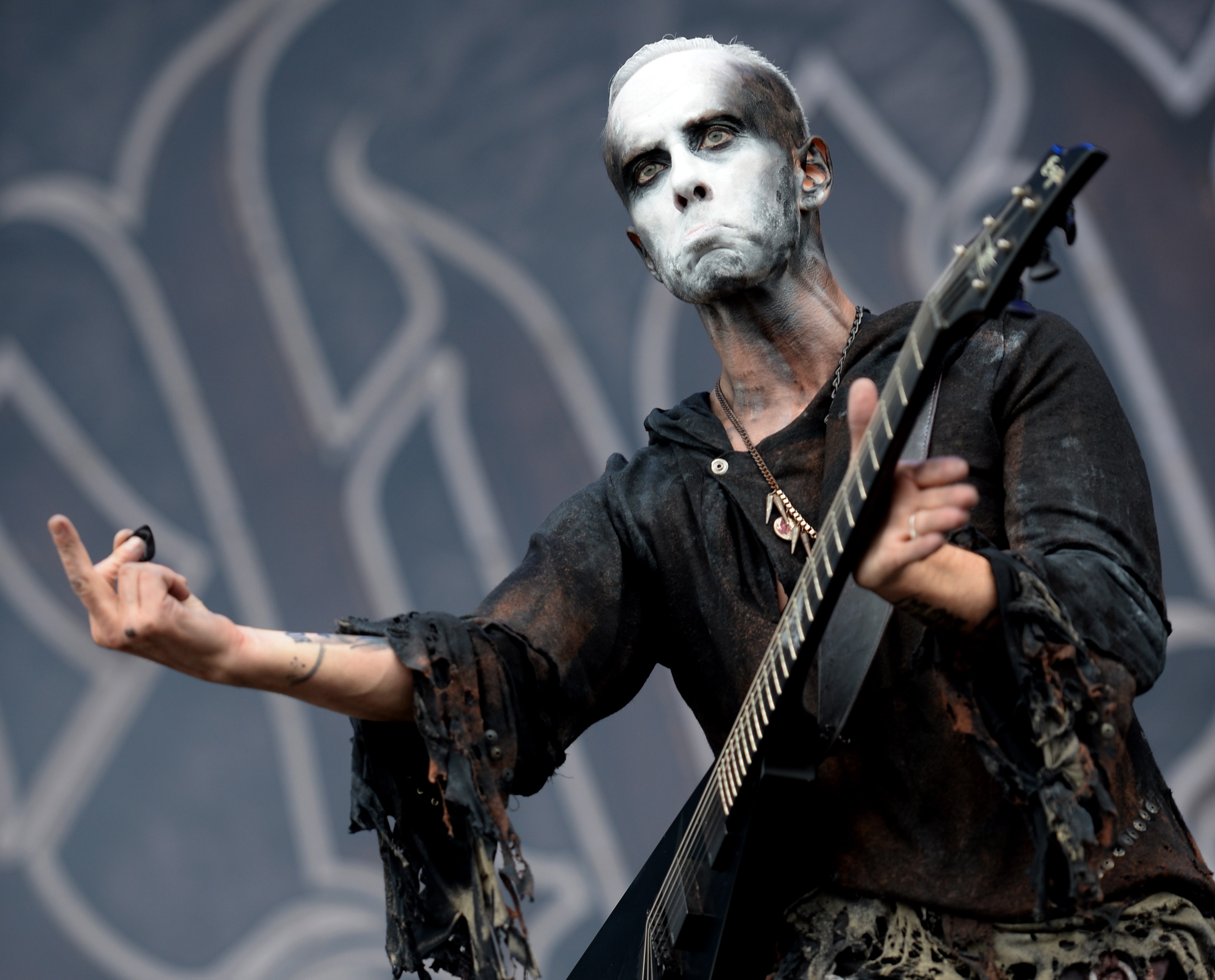 Nergal symbolem wolności. "Wczorajszy wyrok „niezawisłego” sądu jest ...