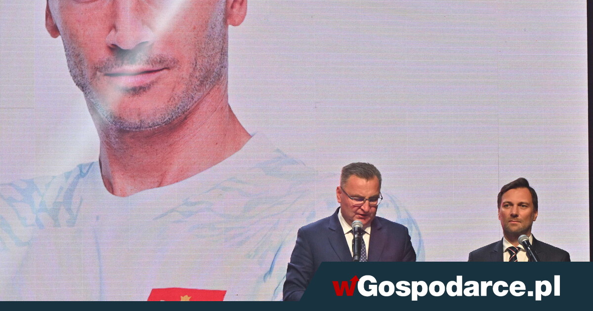 Michniewicz ogłasza szeroką listę na mundial w Katarze - wGospodarce.pl