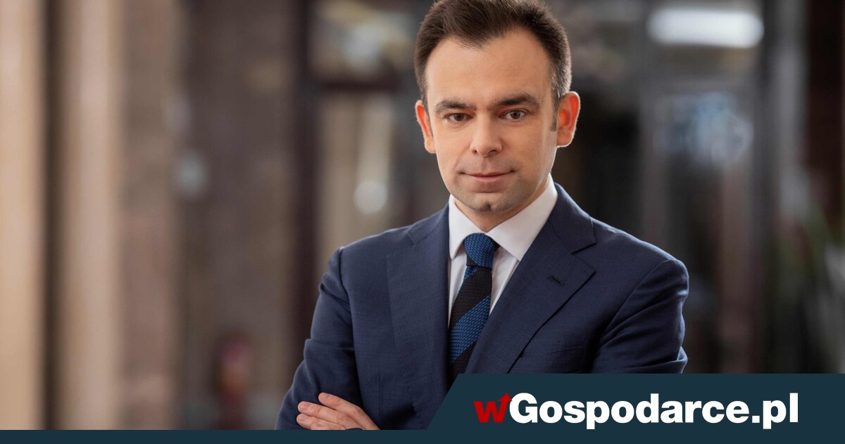 Domański: akcyza na alkohol nie wzrośnie. A na tytoń? - wGospodarce.pl